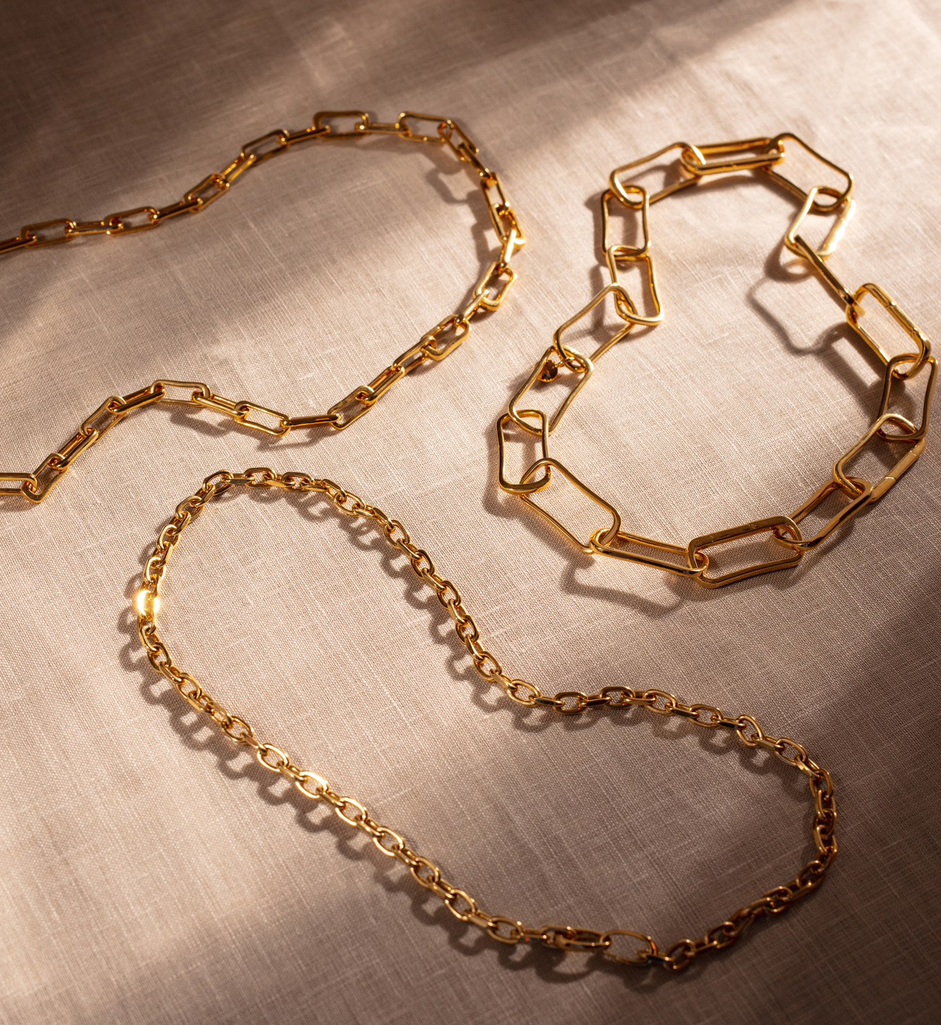 Alta Capture Large Link Necklace Adjustable 43cm/17' in 18k Gold ...