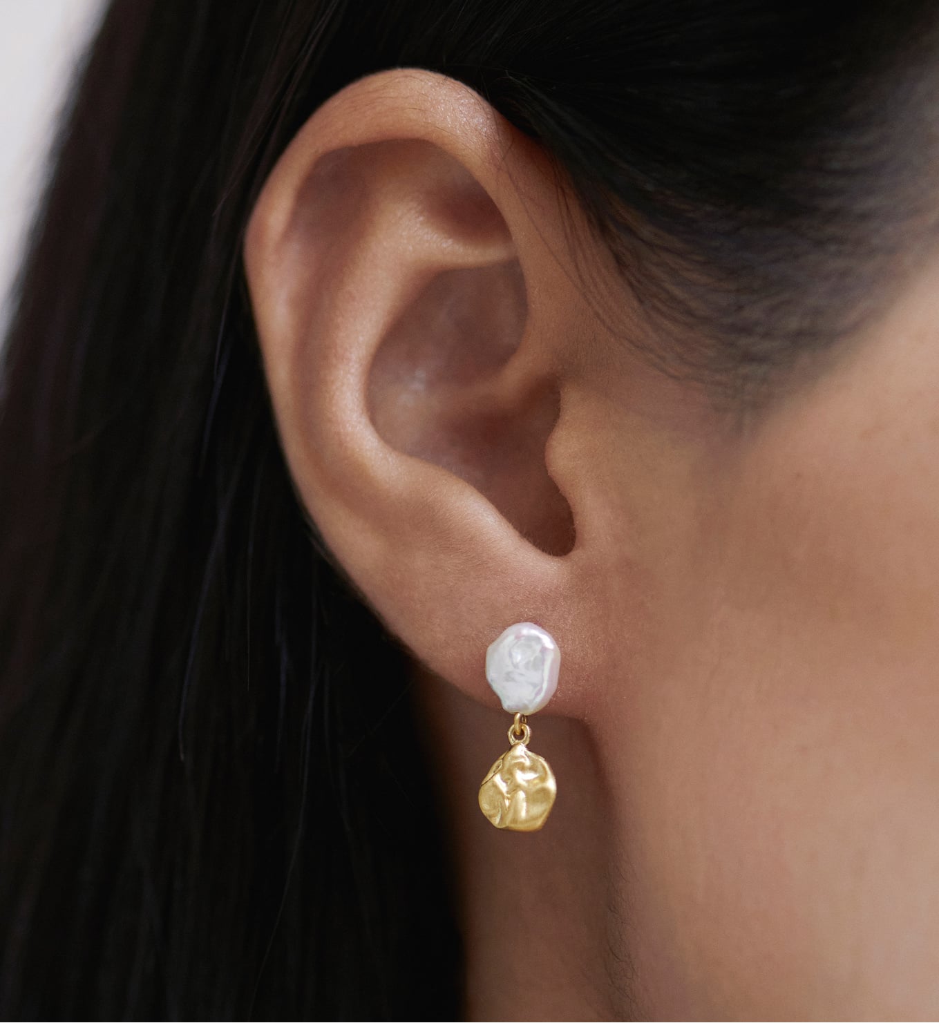 Amy Powney Keshi Pearl Stud Drop Earrings in 18k Gold Vermeil on ...