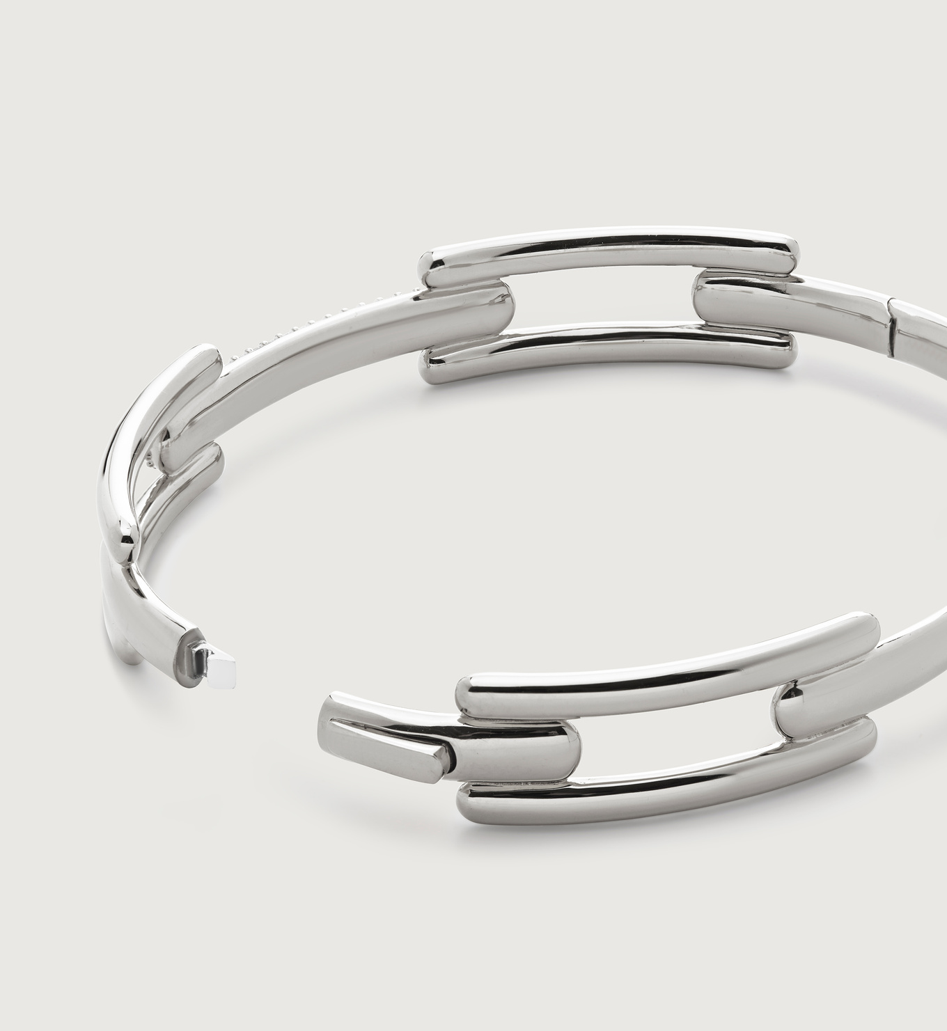 Signature Link Bangle in Sterling Silver | Jewellery by Monica Vinader