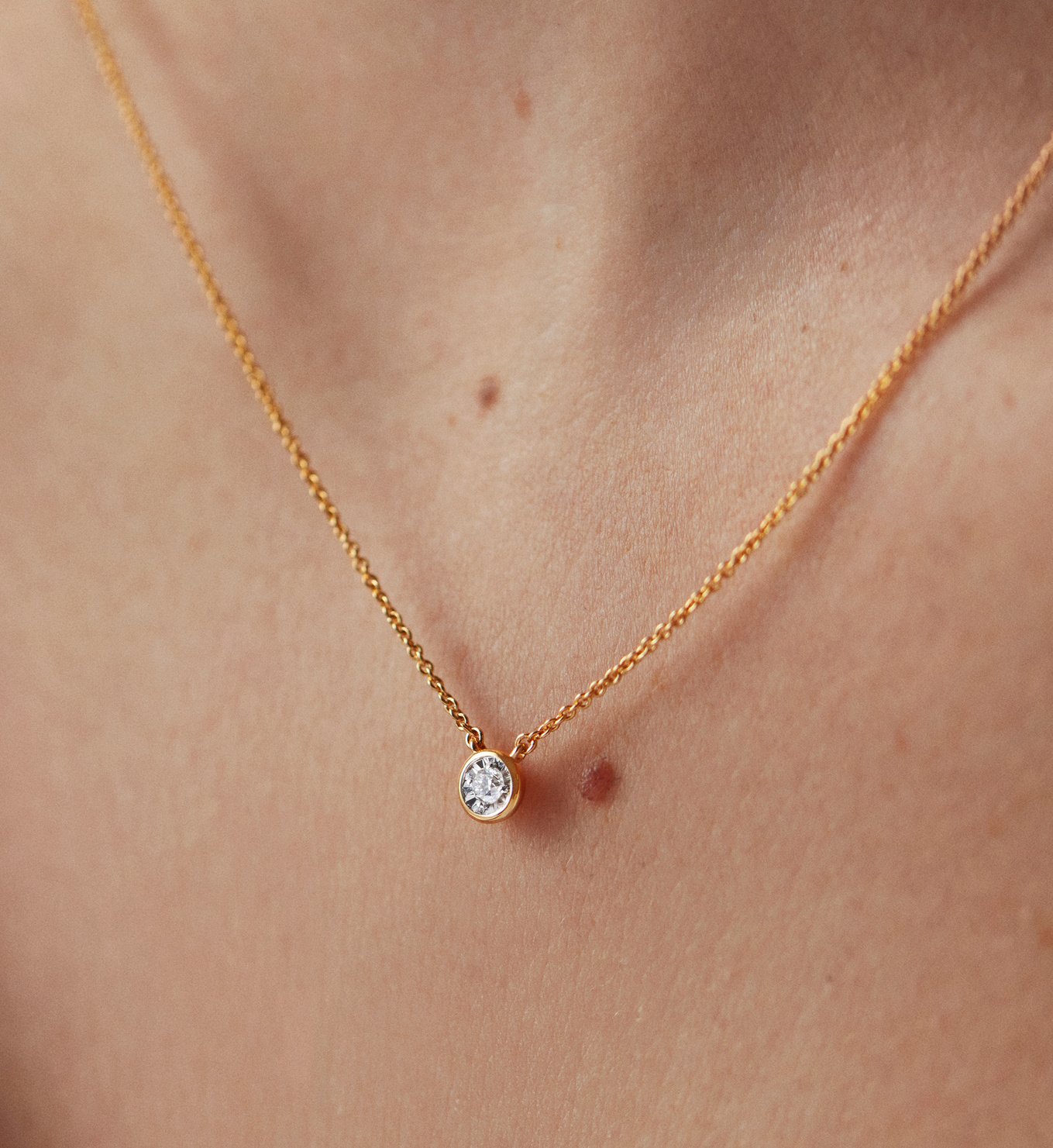 Lab Grown Diamond Essentials Necklace Adjustable 41-46cm/16-18' in 18k ...