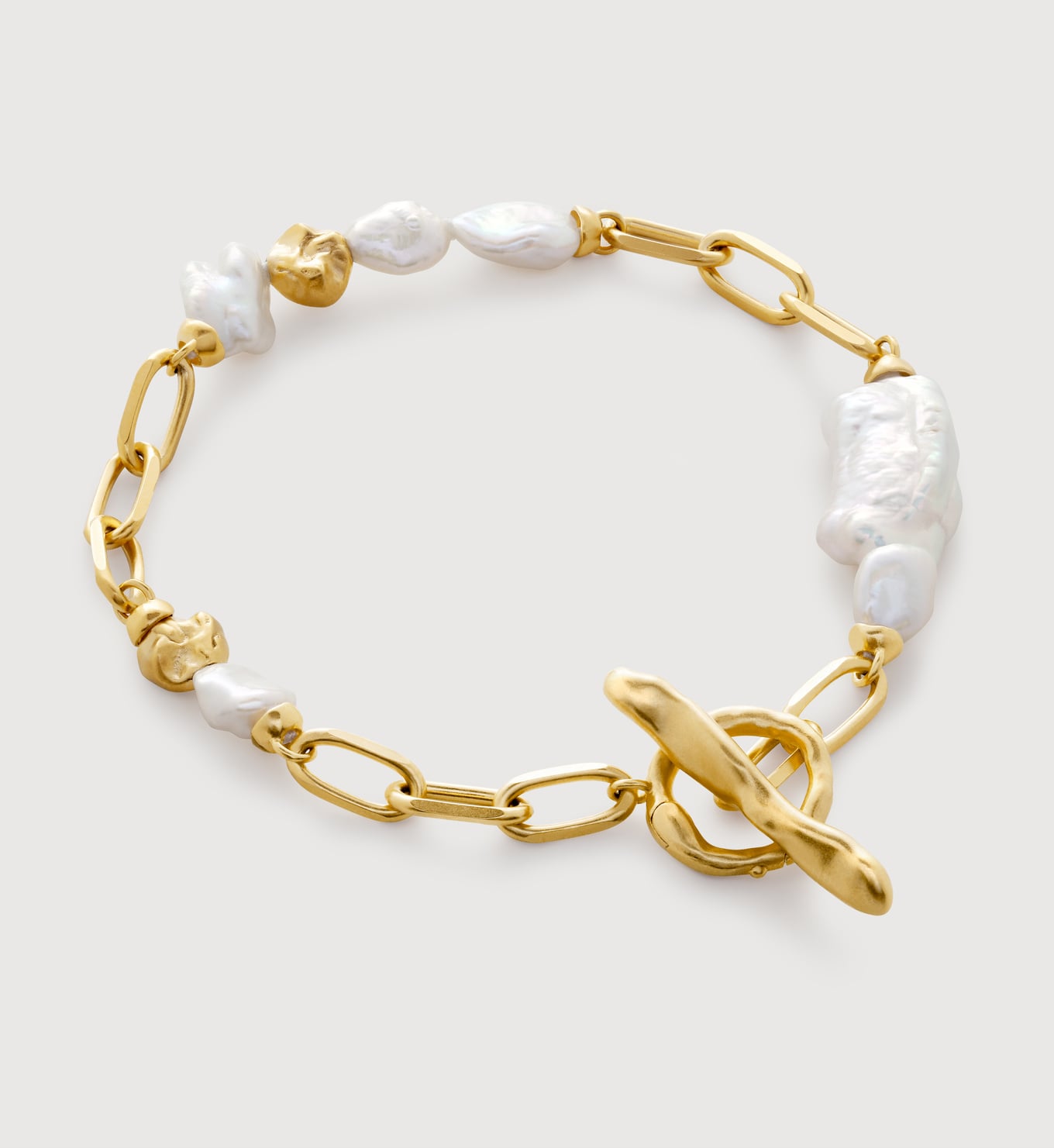 Amy Powney Keshi Pearl Asymmetric T-Bar Chain Bracelet in 18k Gold ...