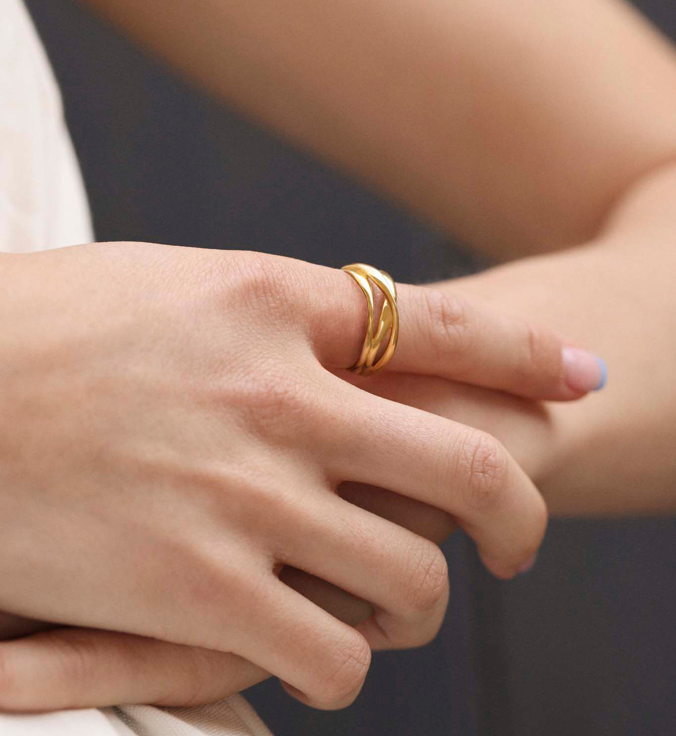 Nura Crossover Ring in 18k Gold Vermeil on Sterling Silver | Jewellery ...