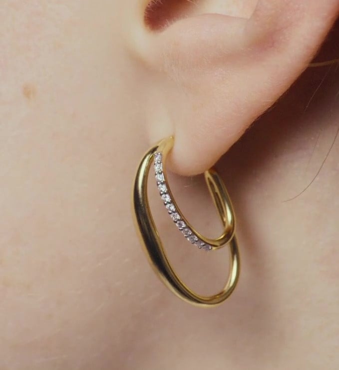 Nura Wrap Diamond Medium Hoop Earrings in 18k Gold Vermeil on Sterling Silver and Lab Grown ...