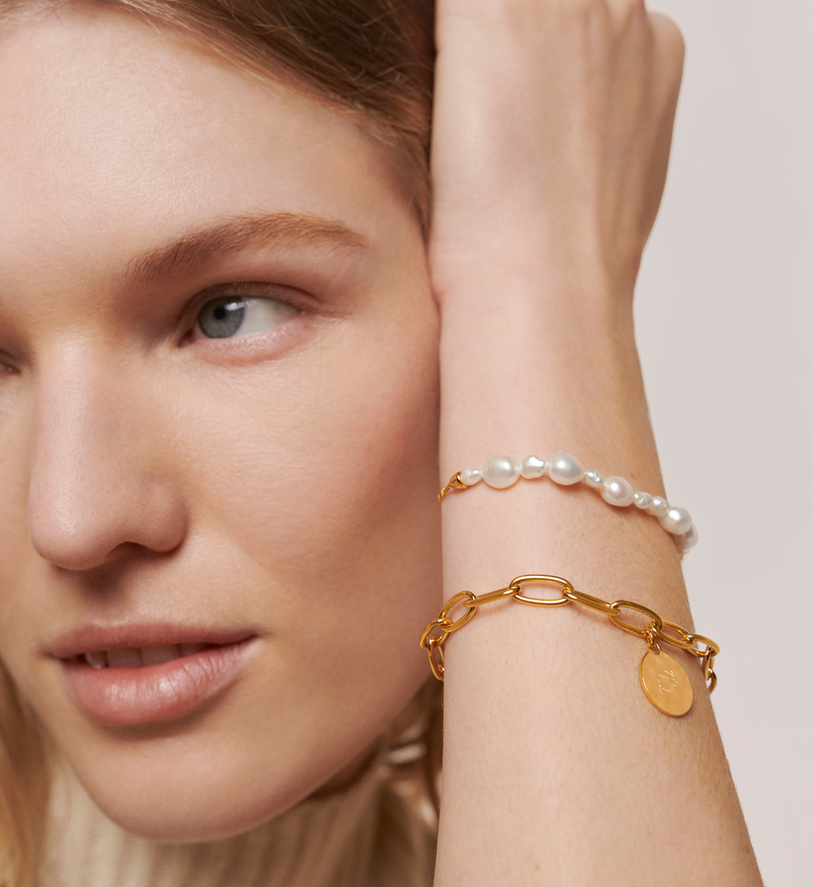 Nura Irregular Pearl Friendship Bracelet in 18k Gold Vermeil on Sterling Silver and Pearl ...