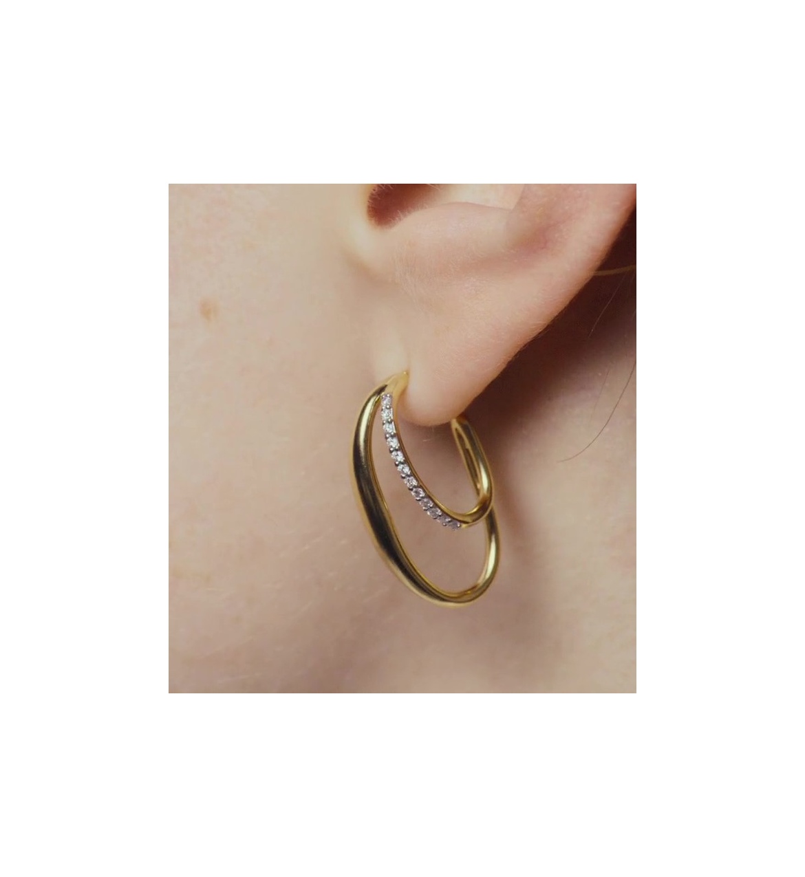 Nura Wrap Diamond Medium Hoop Earrings in 18k Gold Vermeil on Sterling Silver and Lab Grown ...