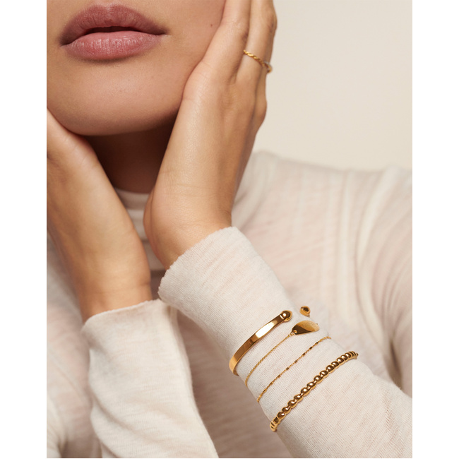 Nura Teardrop Bangle in 18k Gold Vermeil on Sterling Silver Jewellery by Monica Vinader